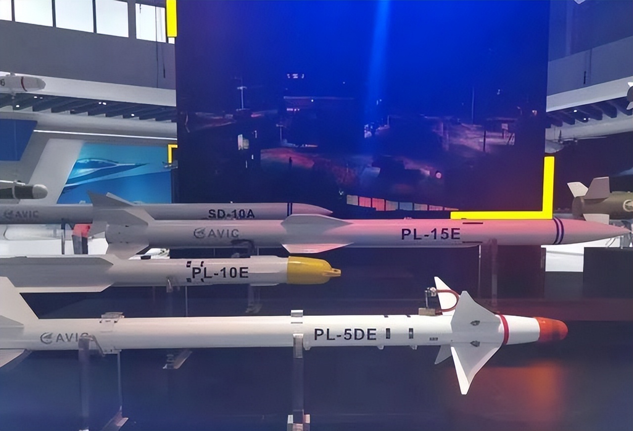 PL15一战成名，反华美媒罕见承认：不止能打阵风，还能打F22和F35|导弹|巴基斯坦|阵风