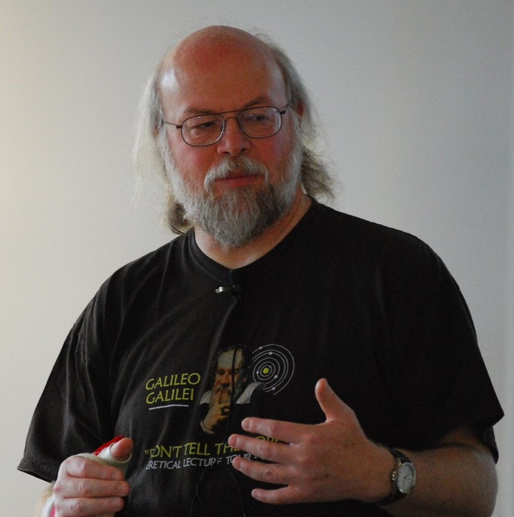 Java 三十周年重磅发声：James Gosling 怒斥 AI 是“一场骗局”，是科技高管“疯狂压榨”程序员的新工具|java语言|编程 ...