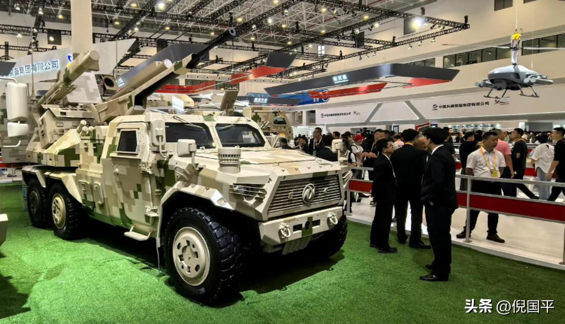 SWS3弹炮合一系统：35毫米火炮加FB-10A导弹，能应对无人机等威胁