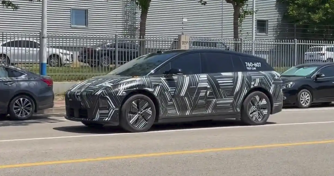 理想i6纯电SUV谍照曝光，有望9月发布-新浪汽车