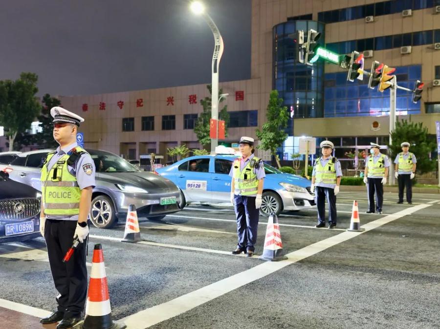 牡丹区交警大队开展夏季治安集中清查统一行动