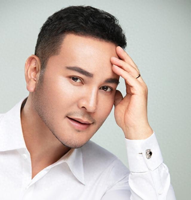 毛戈平美妆丨从舞台到屏幕，演绎商业“变脸”奇迹|毛戈平_新浪财经_新浪网