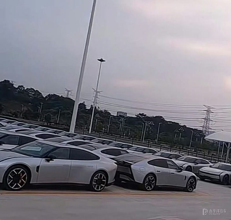 全新小鹏P7大量现车曝光 续航最高820km 将第三季度发布-新浪汽车