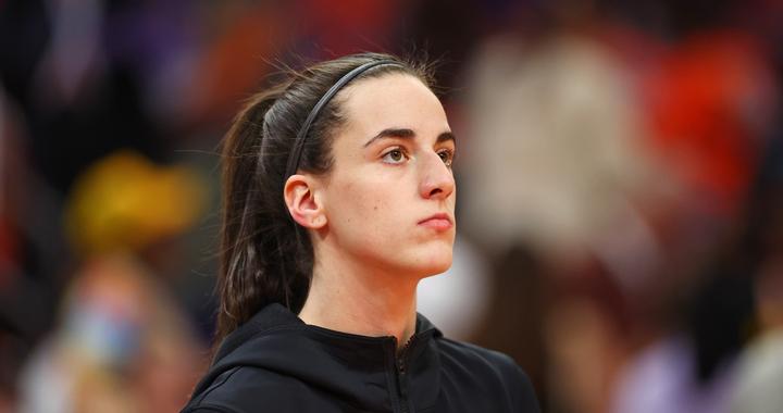 📉克拉克宣布缺席后WNBA全明星最低票价从121美元跌至64美元|克拉克|WNBA|凯特琳_新浪新闻
