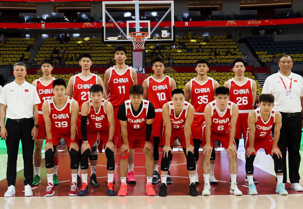 今晚！cctv5+直播中国男篮vs波黑，cba球员领衔出战 周琦即将回归