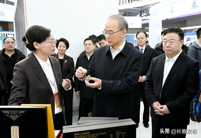 黄强实地调研2025长春国际医药健康产业博览会办展和推动人参产业高质量发展情况|黄强_新浪财经_新浪网