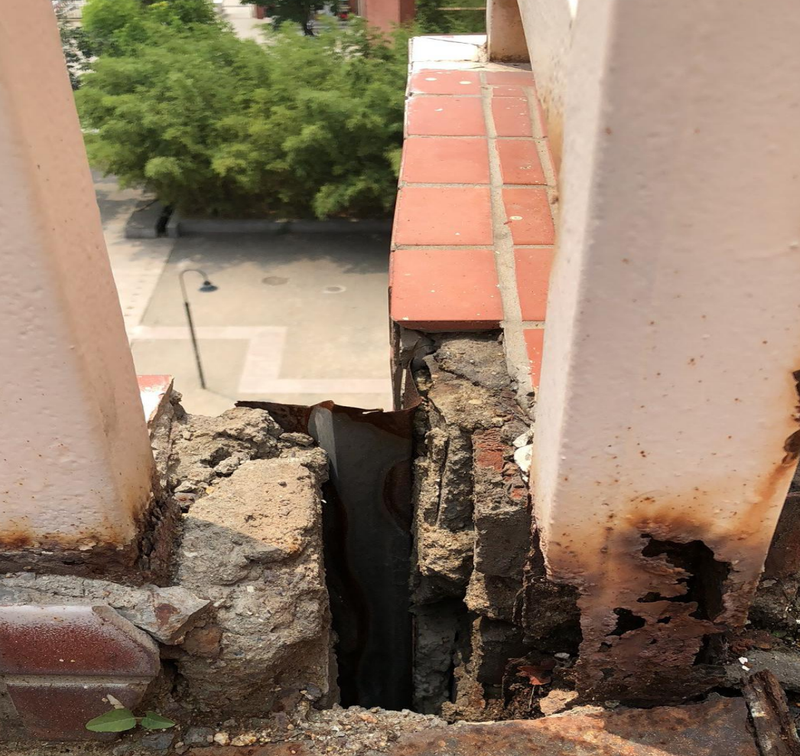 郑州一中学栏杆断裂致学生坠楼重伤，事故调查报告7年未公布|郑州市|安全事故_新浪科技_新浪网