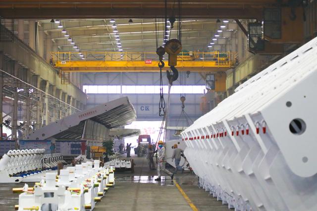 豫见•郑州丨2025，郑州工业逐绿来|郑州市_新浪财经_新浪网