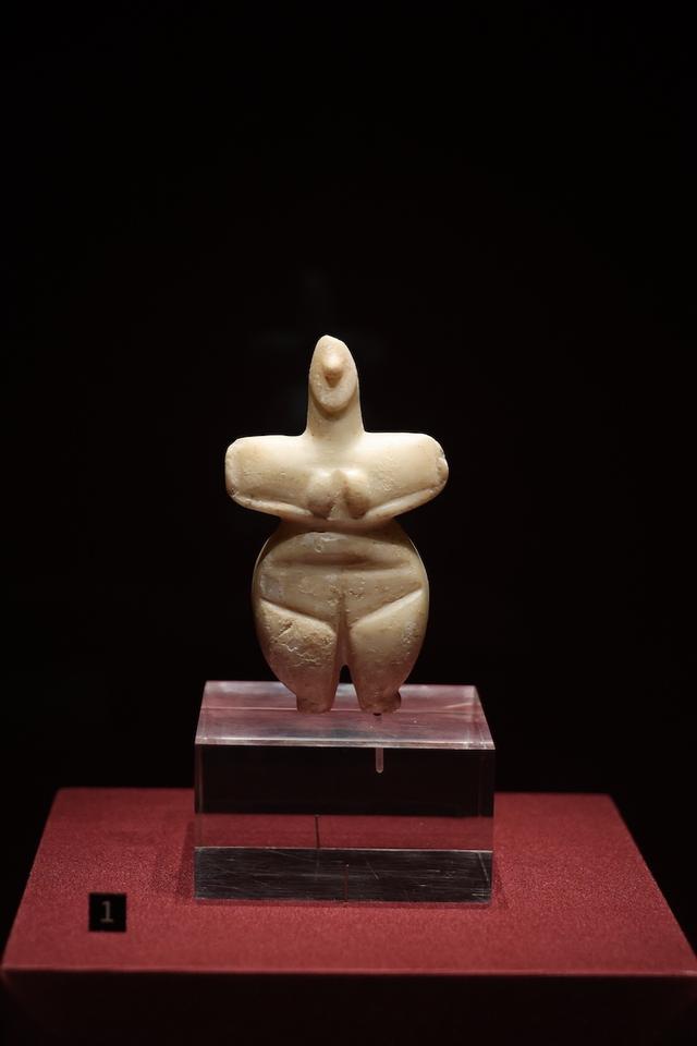 艺术回望2025｜上海现象级文博大展“炼成记”|罗马_新浪财经_新浪网