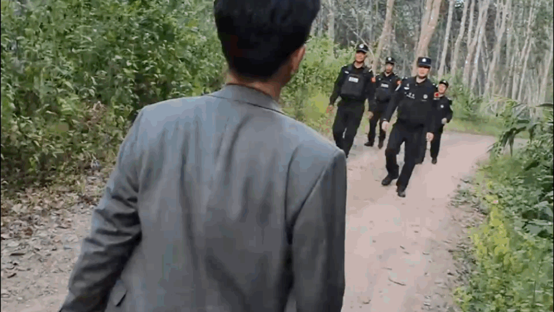 “爸，想吃你做的辣椒炒肉了！”父亲从江西老家赶到云南边境|民警|郭玉龙|云南省|江西省|普洱市_新浪新闻