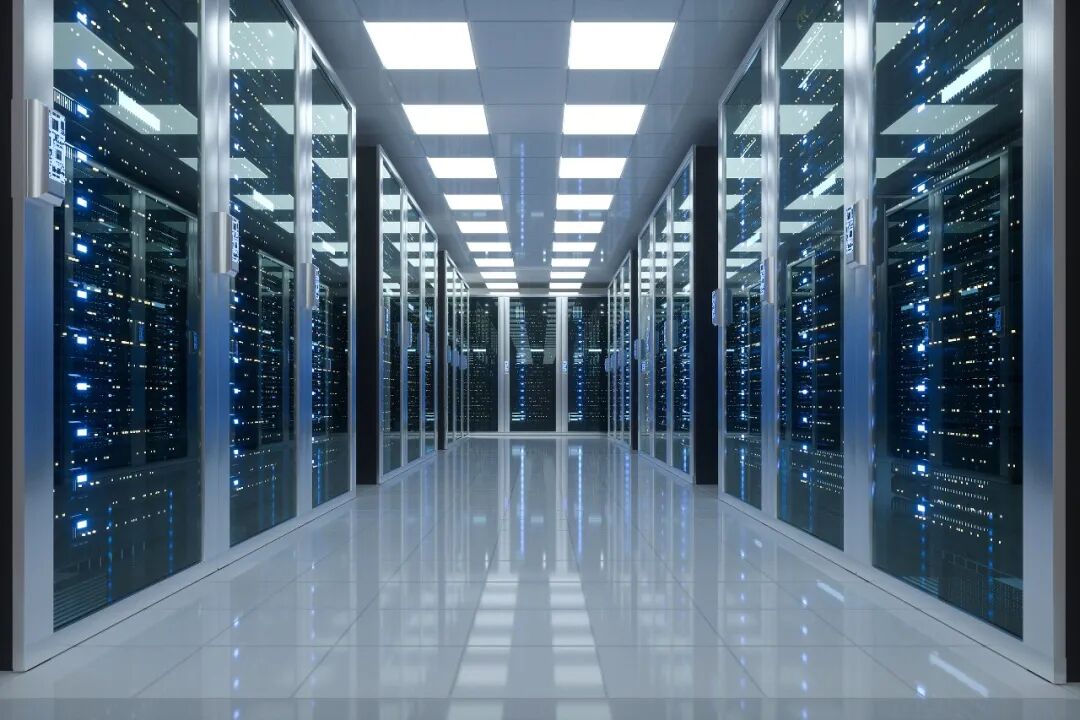 算力告急！“缺口”风暴下，国产AI芯片如何突围 - 动态|人工智能|DeepSeek|智谱华章|模型|产业_新浪新闻