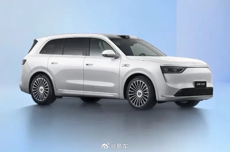问界M8纯电版首发华为DriveONE高压七合一电驱-新浪汽车