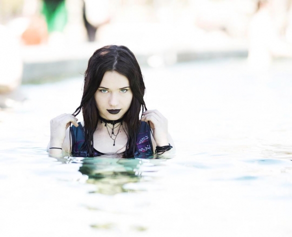 澳洲美女Coser Nichameleon作品美图 表现力让你无法想象！_新浪游戏_手机新浪网