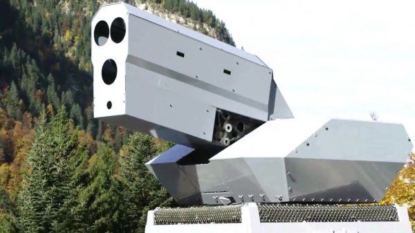 德加速推进激光武器研发：20千瓦激光炮明年将上舰激光武器激光炮莱茵新浪军事新浪网 0299