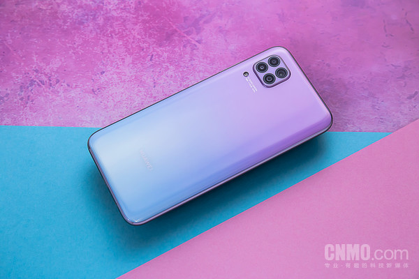 华为nova6 SE评测：麒麟810芯片+4800万AI四摄_手机新浪网