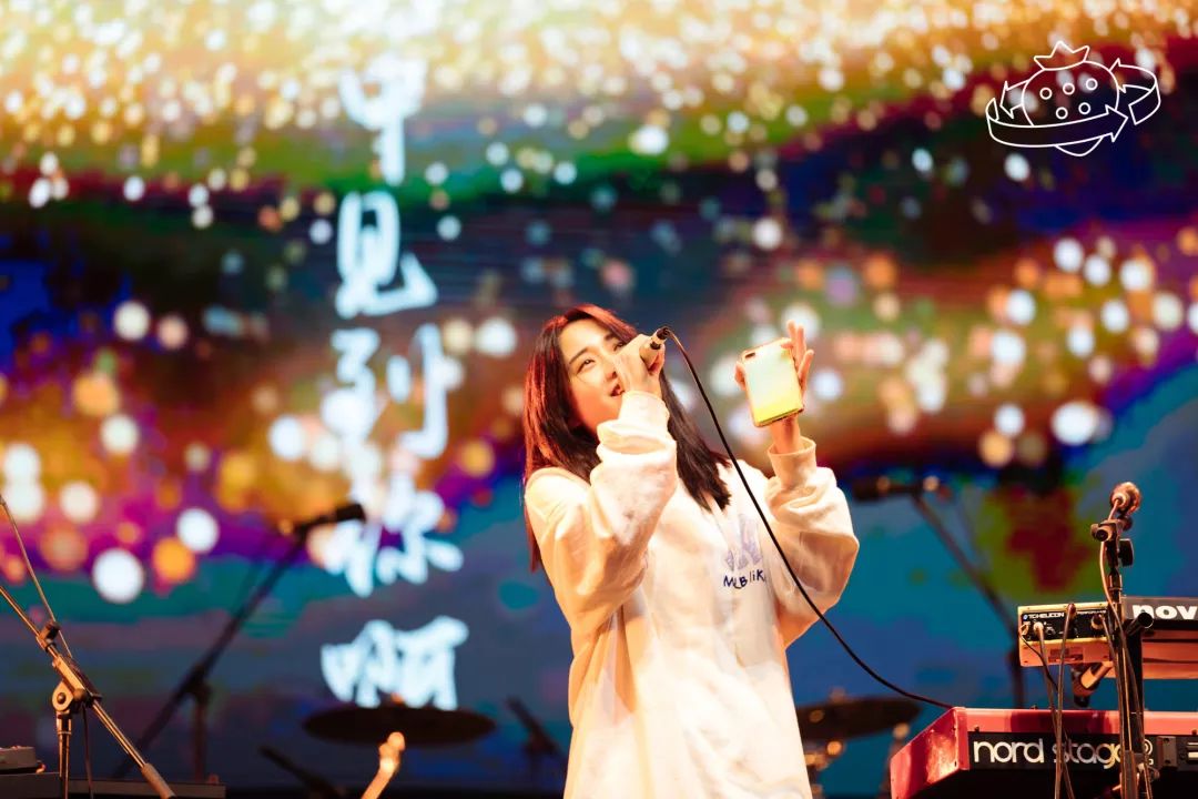 福禄寿FloruitShow全新单曲《玉珍》丨写给外婆：让风带着思念起飞