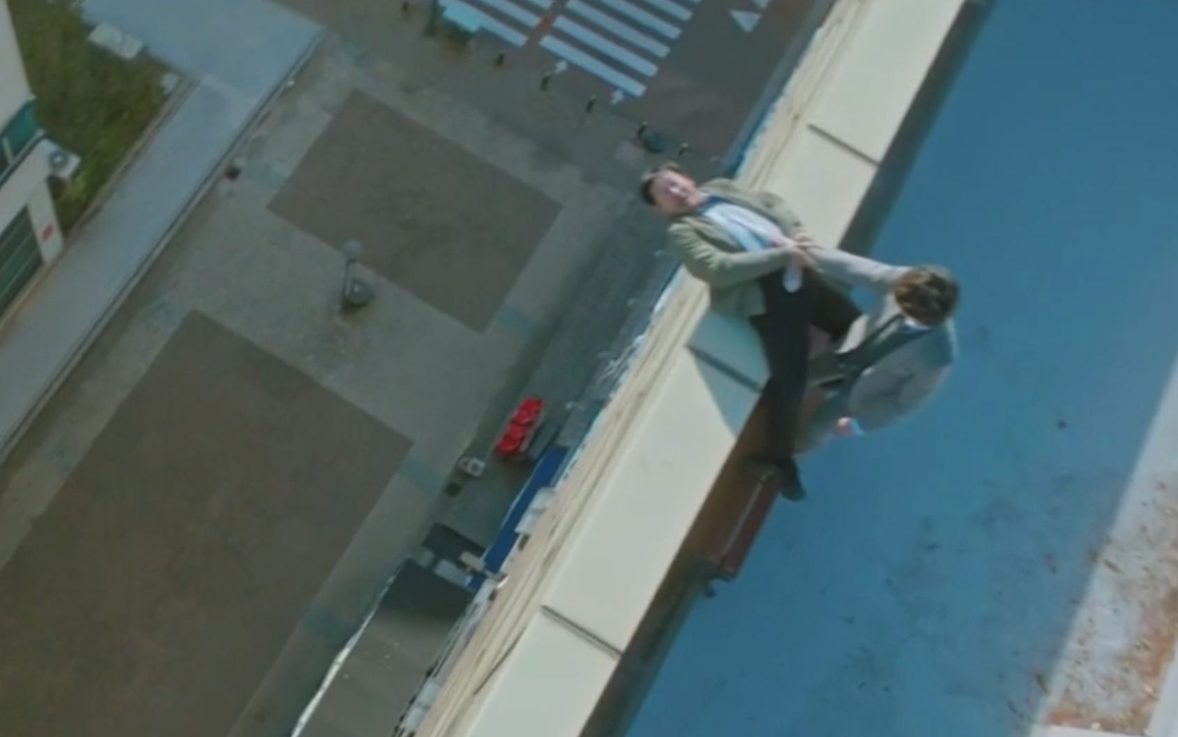 韩剧《精神变态日记》致敬《杀人回忆》等九部经典影片_手机新浪网