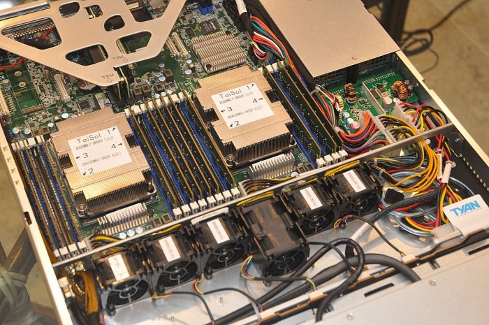 晚到了三年：Linux 5.11将为Intel C620提供PCH温度读取支持|Lake|Linux|硬件_新浪科技_新浪网