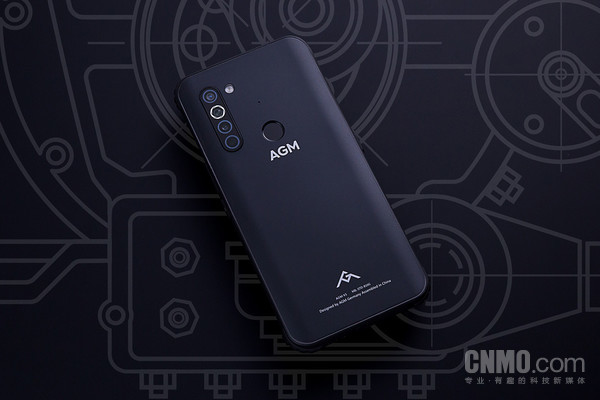 “坚若磐石”AGM X5评测：第一款5G户外手机表现如何？|三防手机|AGM|5g_新浪科技_新浪网