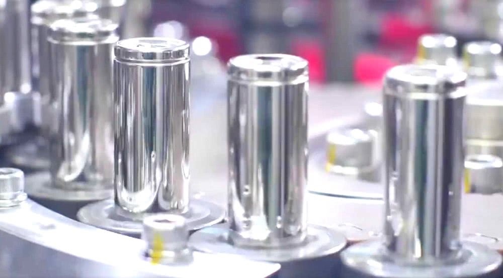 LG 将为特斯拉提供 NCMA 超高镍四元锂电池|锂电池|特斯拉_新浪科技_新浪网