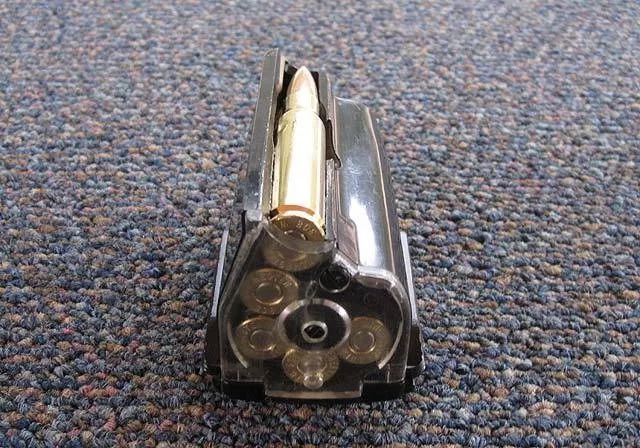 6名狙击手蹲一排！盘点泰国枪击案中出现的狙击枪｜轻武专栏|狙击手|狙击枪_新浪新闻