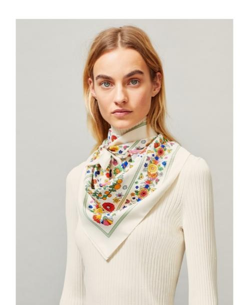 Tory Burch，凭实力抢占C位的轻奢品牌|Burch|Tory_新浪新闻