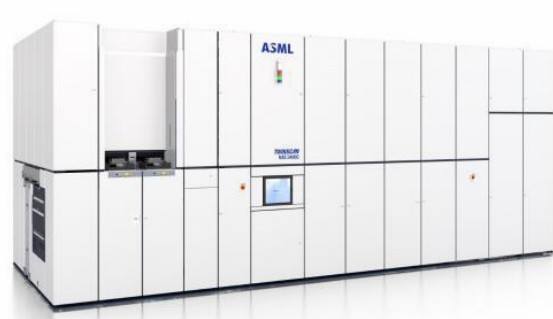 ASML研发下一代EUV光刻机：分辨率提升70% 逼近1nm极限|光刻机|阿斯麦_新浪科技_新浪网