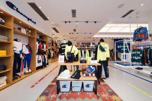 Champion成都官方旗舰店举行盛大开幕仪式—— 打造运动潮流新地标_手机新浪网