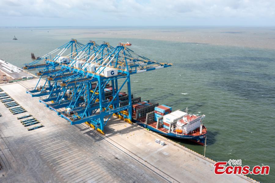 China's first sea-rail automated container terminal put into operation ...