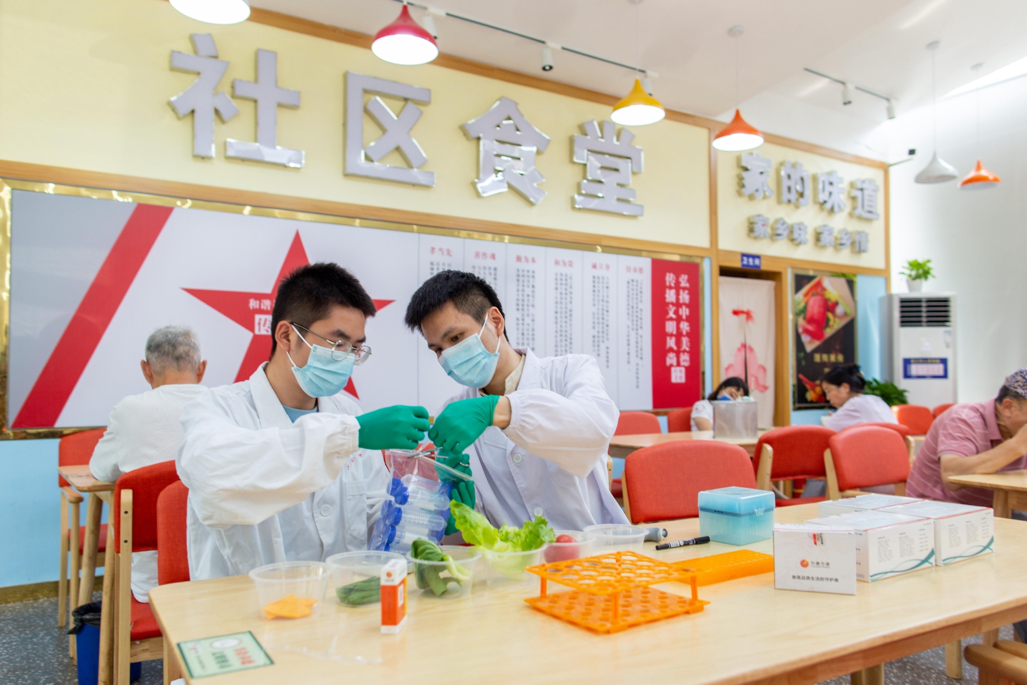 江西省市场监管局开展食品抽检合格备份样品捐赠活动 手机新浪网
