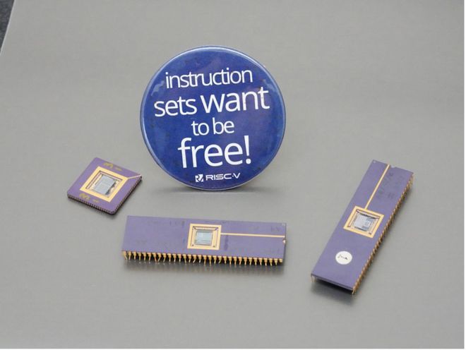 RISC诞生40年全球首展，来这里看芯片与计算机领域最重要的发明与创新 - 脉脉