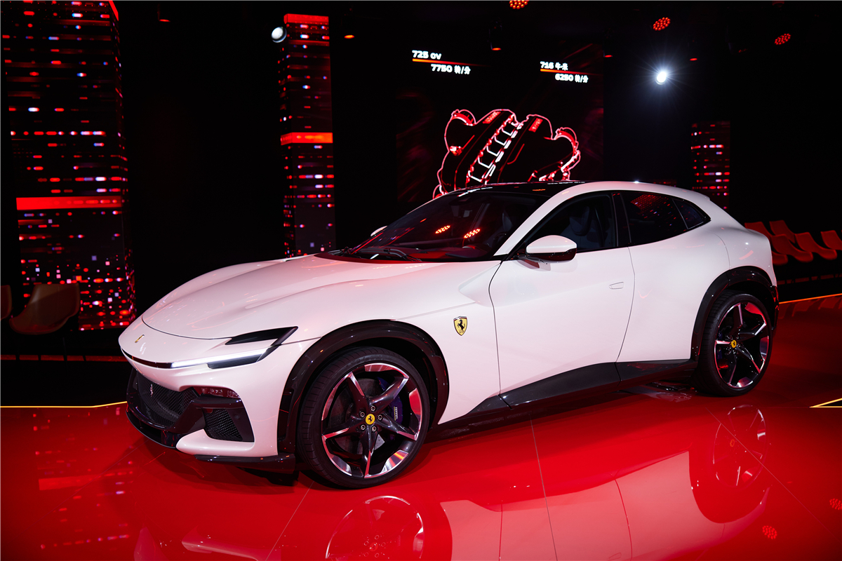 Purosangue中国首发，法拉利首款FUV “纯血马”登场|法拉利_新浪财经_新浪网