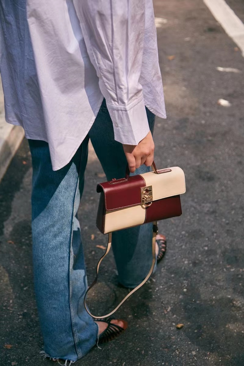 新晋小众设计师品牌Cafune今年开启天猫旗舰店|设计师|香港|日本_新浪新闻