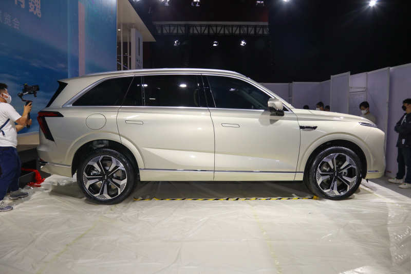 2022广州车展：魏牌蓝山DHT-PHEV亮相_手机新浪网