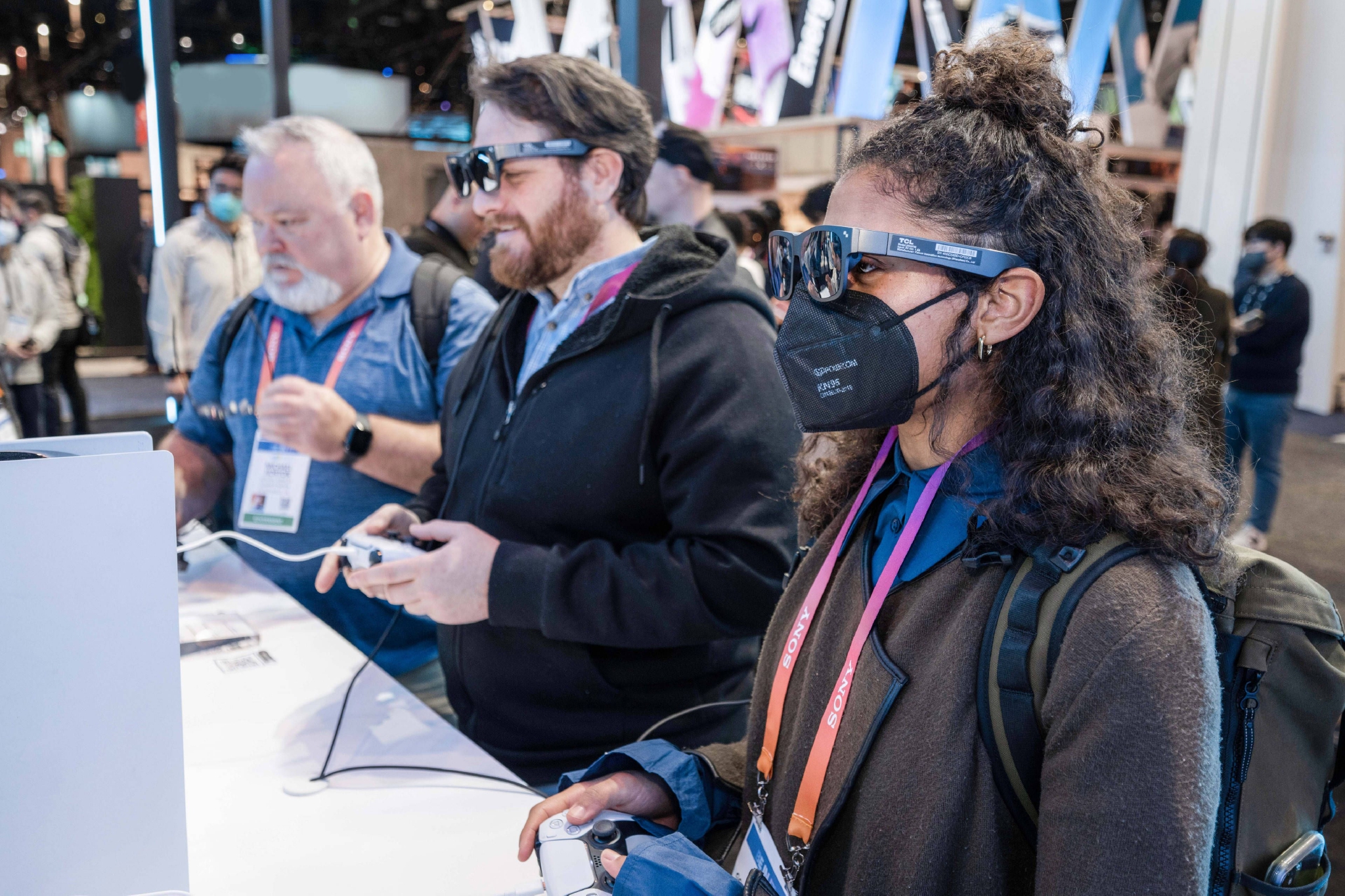 多家厂商在CES 2023火拼AR/VR技术 消费级市场打开还有哪些挑战？|VR|AR|消费级_新浪科技_新浪网