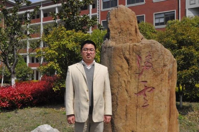 才赋新城| 陈锋：立德育人，潜心开拓教育改革创新航道|陈锋_新浪财经_新浪网