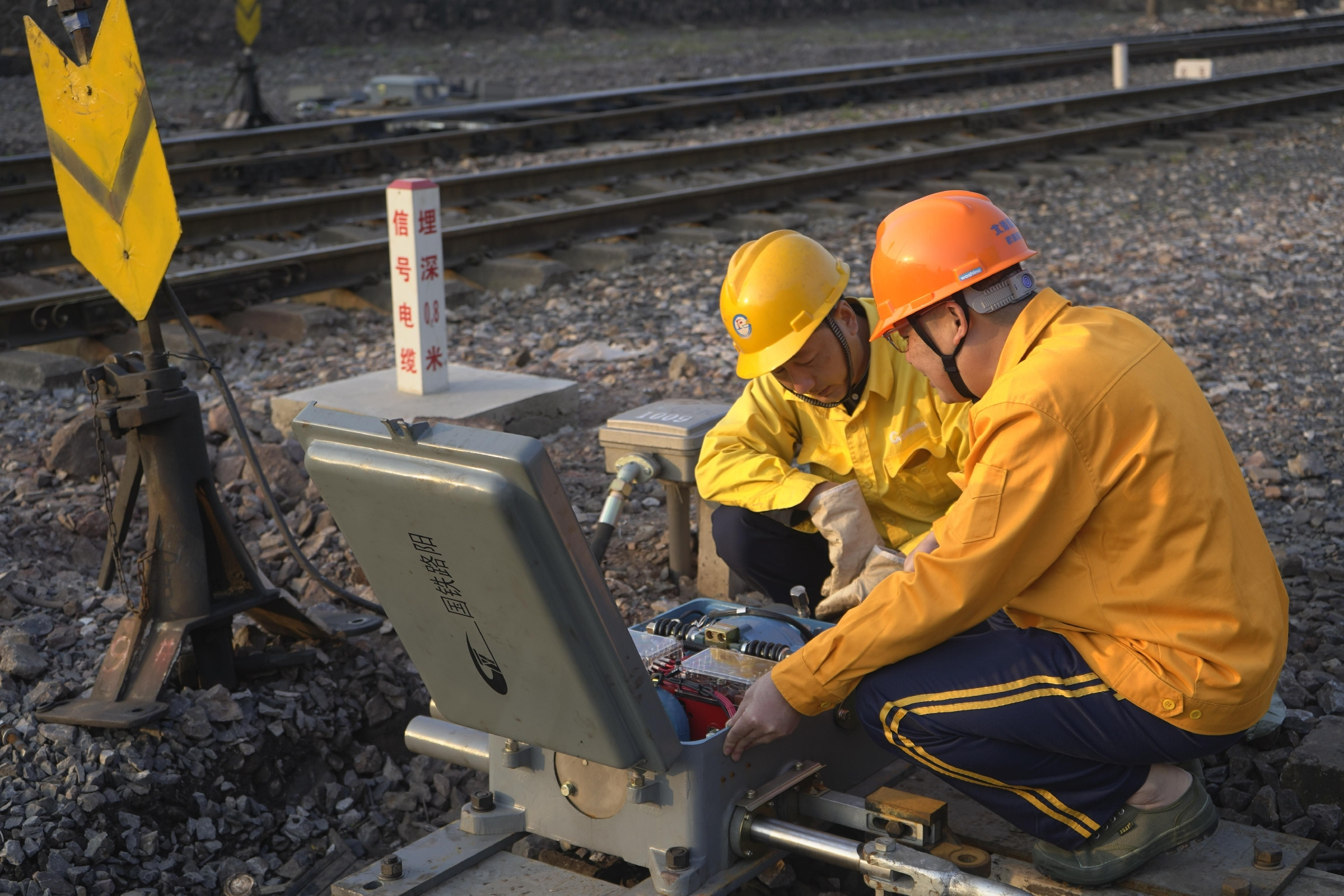 【广西】北部湾港防城港港区码头第一调车场计算机联锁改造工程完成_手机新浪网