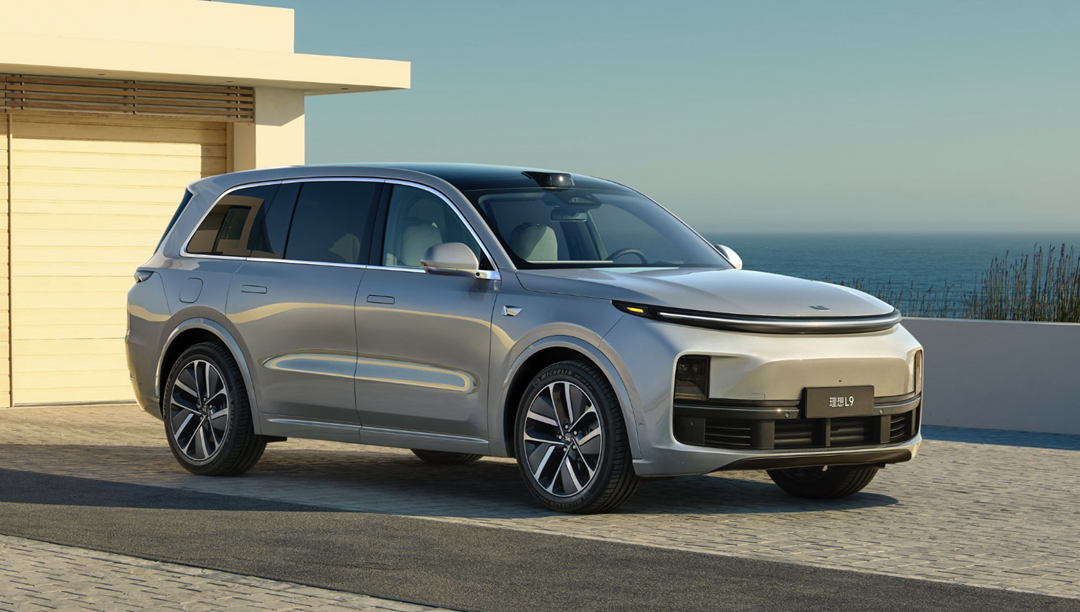 理想汽车宣布累计交付超 30 万辆，创新势力豪华品牌最快交付纪录_手机新浪网