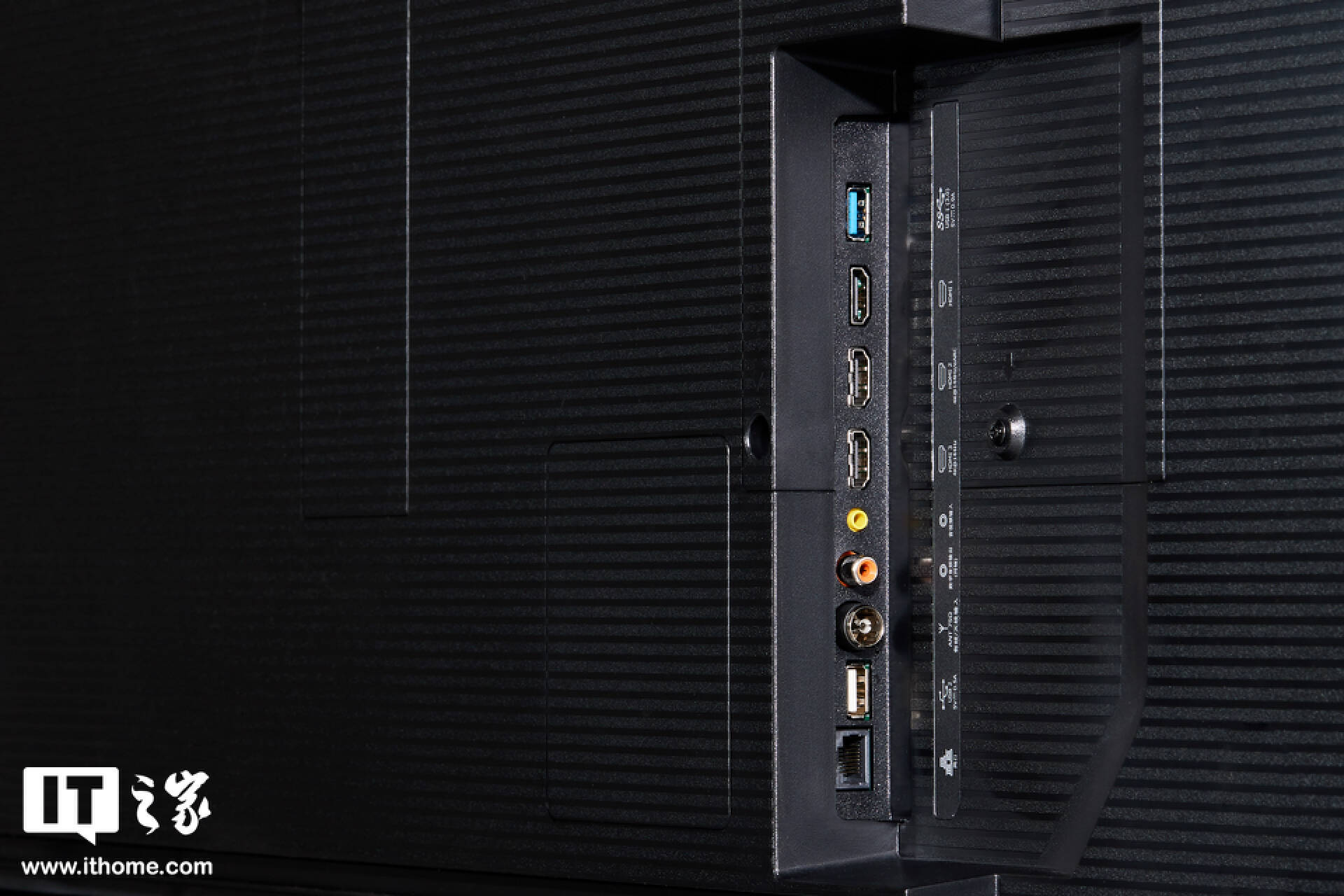 【it之家开箱】千级分区巅峰画质,海信 E8k 85 英寸开箱大赏 海信 144hz 新浪科技 新浪网