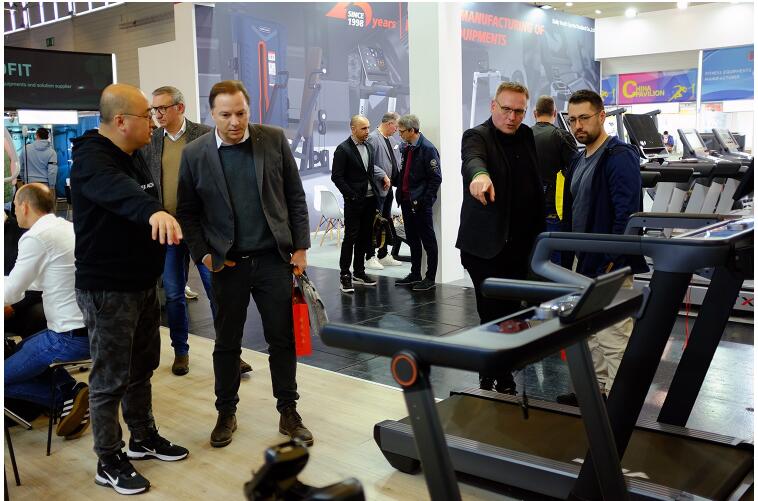 麦瑞克“全明星阵容”亮相FIBO 2023，让全球用户动起来|FIBO_新浪财经_新浪网