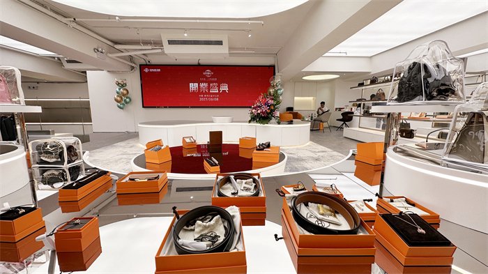 UNIBUY香港彩星中心店盛大开业，欧派亿奢汇集团加速布局奢侈品市场|香港_新浪财经_新浪网