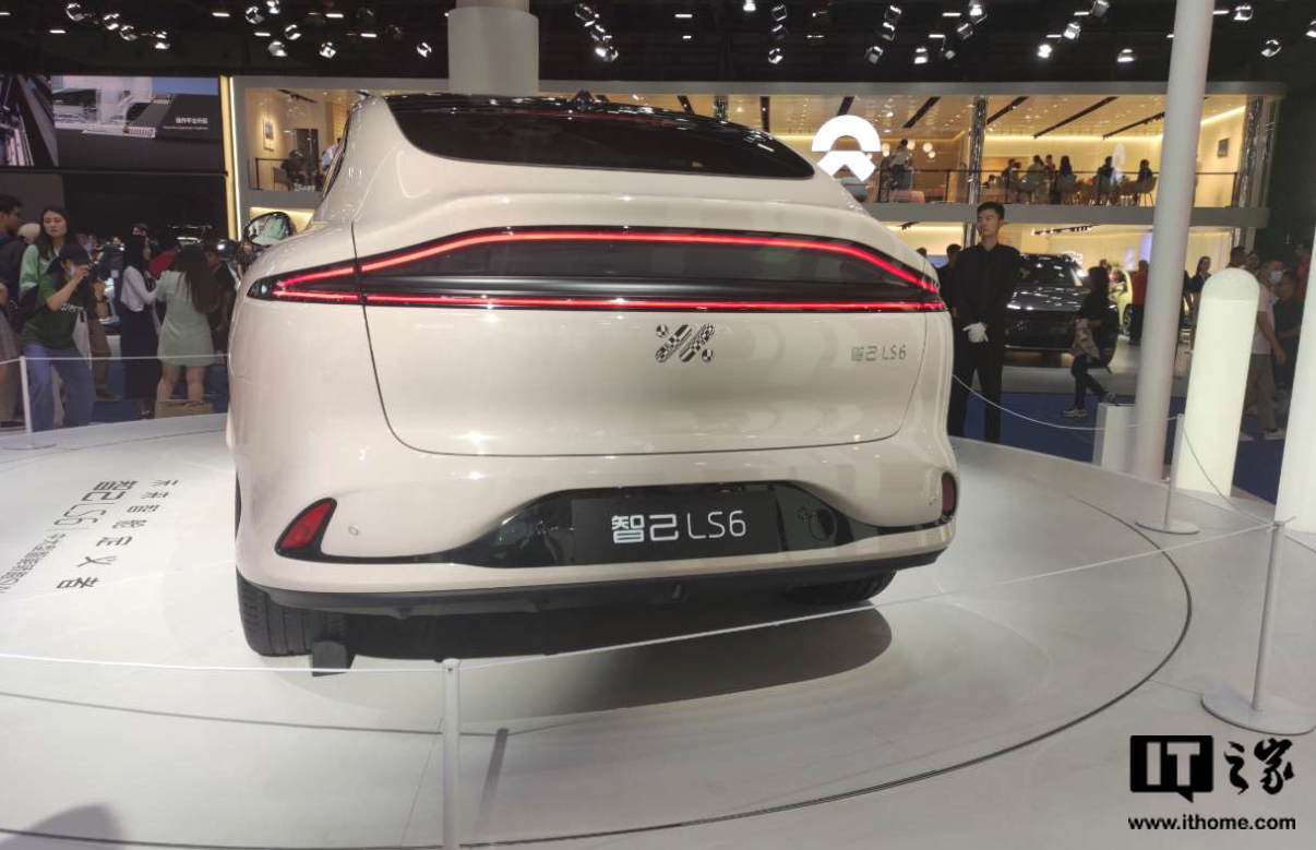 智己 LS6 汽车预售价 23~30 万元：今年 10 月交付，续航 750+km_新浪科技_新浪网
