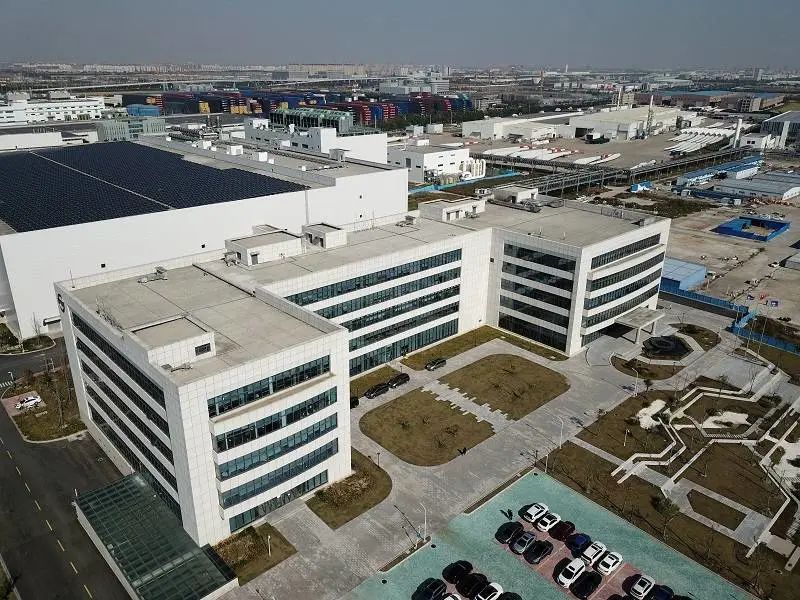 上海积塔半导体有限公司完成新一轮135亿元融资|半导体_新浪财经_新浪网