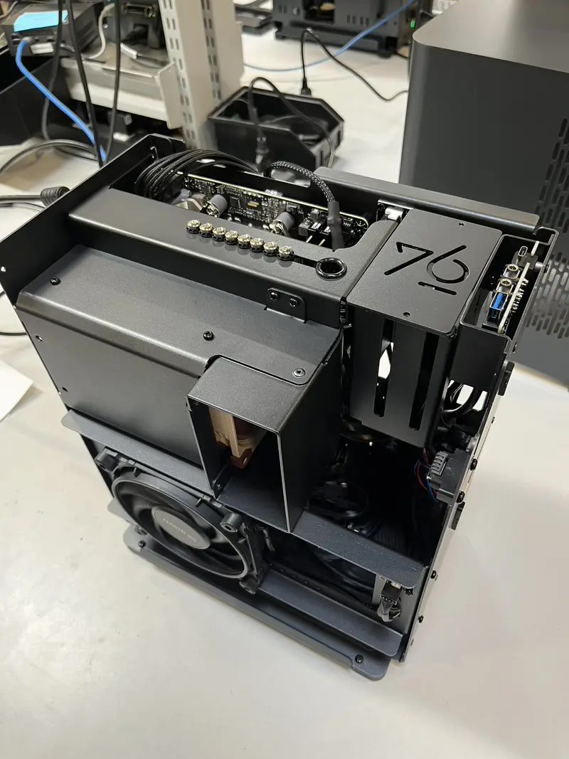 System76 重新设计 Thelio Linux 系列台式机|台式机|linux|it之家_新浪科技_新浪网