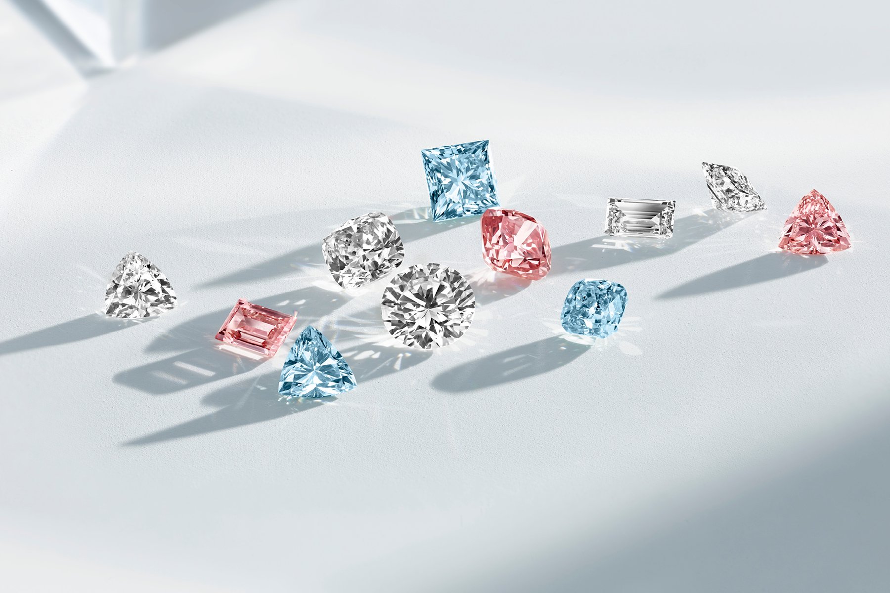 集聚新一代培育珠宝品牌，「The Future Rocks」想做未来珠宝的牵头人｜早期项目_新浪新闻