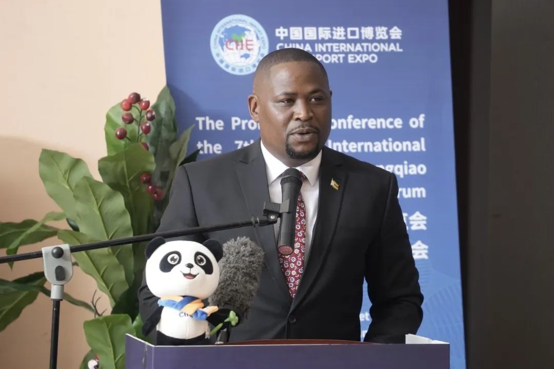 助力津巴布韦企业抓住中国市场新机遇——第七届进博会暨虹桥论坛推介会在津巴布韦举办|津巴布韦_新浪财经_新浪网
