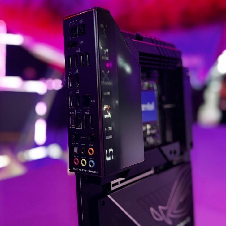 ROG新世代AI电竞重装 COMPUTEX强劲登场|电竞|ROG|AI_新浪科技_新浪网
