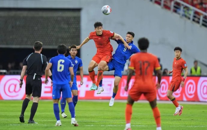 新闻眼｜感谢新加坡！一文回顾国足晋级18强赛历程|国足_新浪财经_新浪网