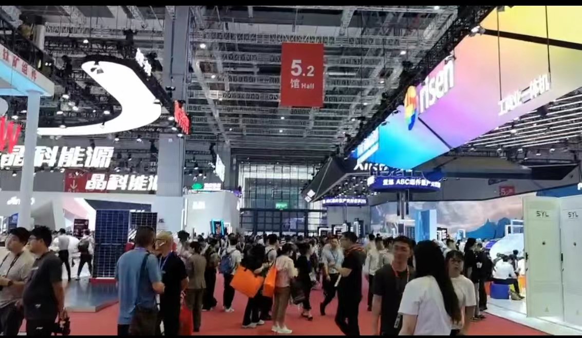 记者观展：新老玩家共赴SNEC“盛宴”_新浪财经_新浪网