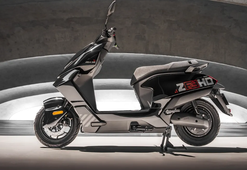 极核 AE4 电动摩托车、AE4i 电动自行车发布，4699 元起|电动|电动自行车_新浪科技_新浪网